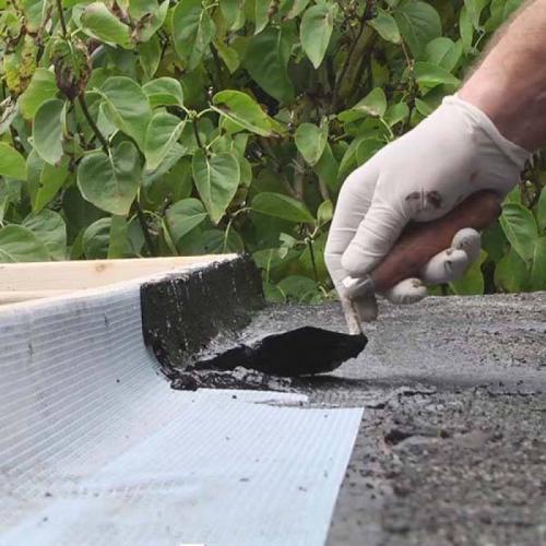IKOpro Black Bitumen Paint 5Ltr 089755 | 089755 | DIY and Painting